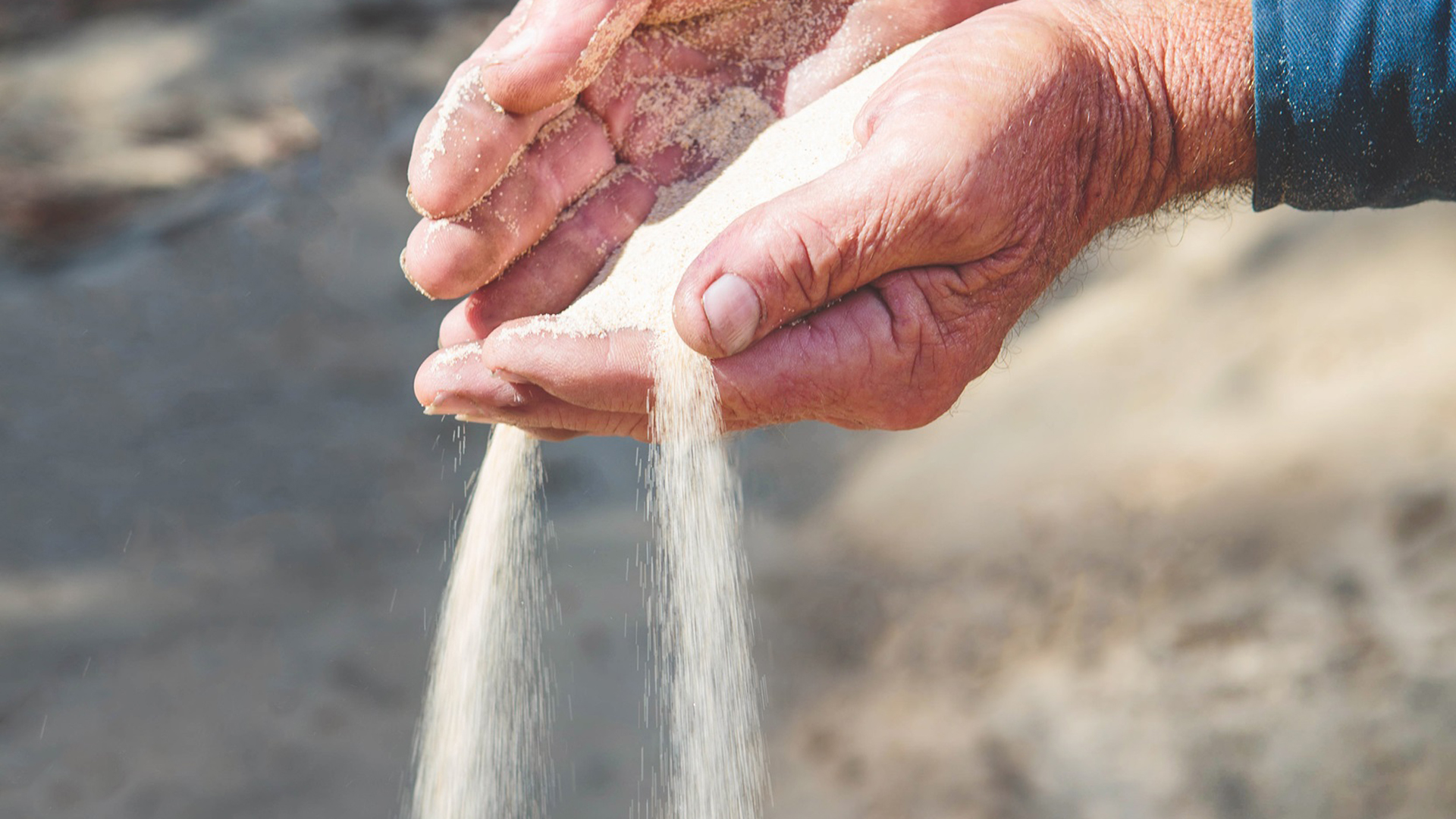 Redisand | Washed & Brown Sand for construction and landscaping.